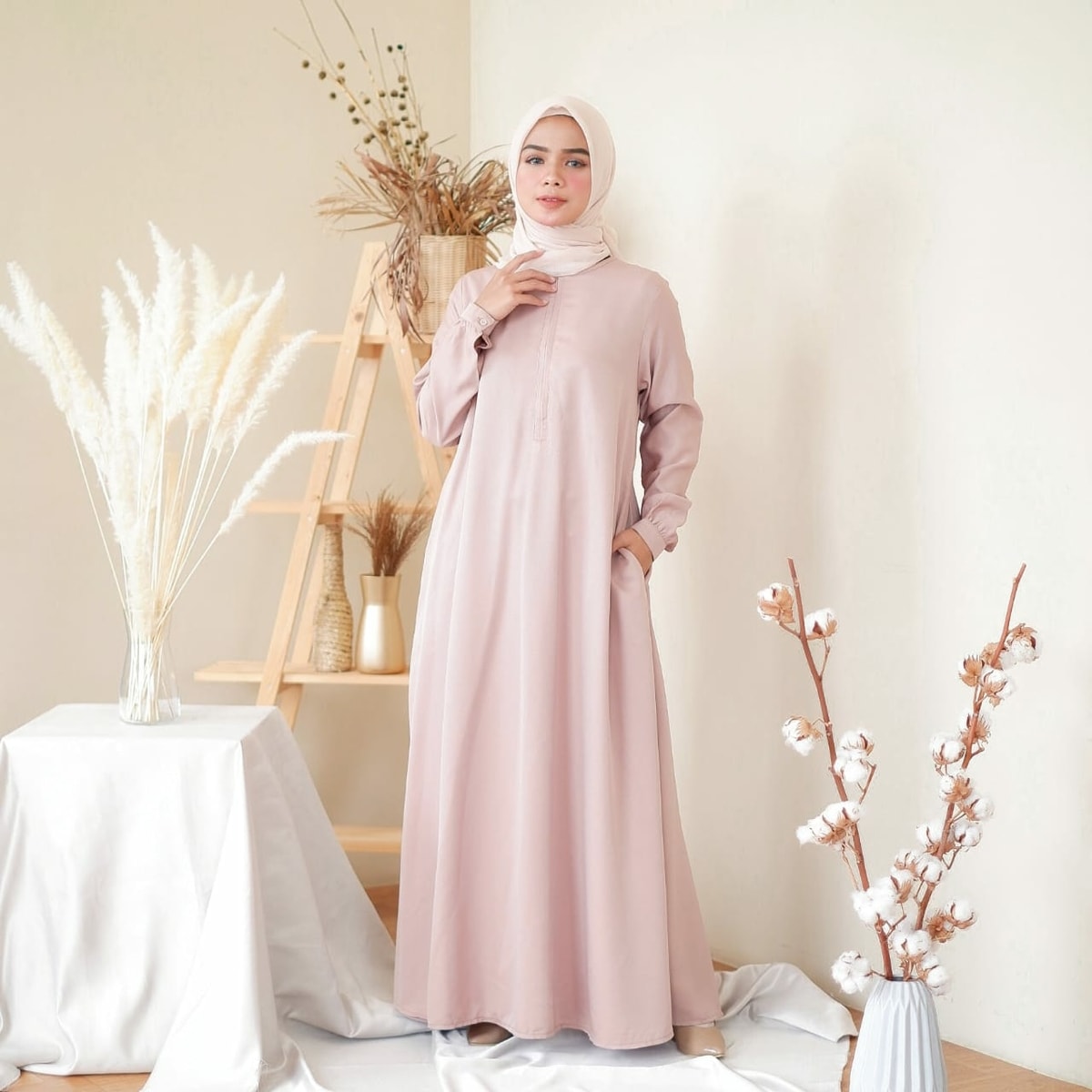 Cairo Abaya Cream