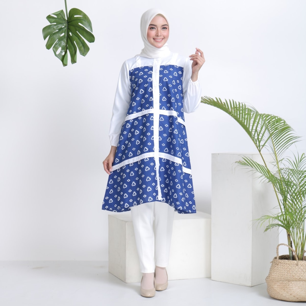 Basilica Blue White Tunic Batik Muslim (PRE ORDER)