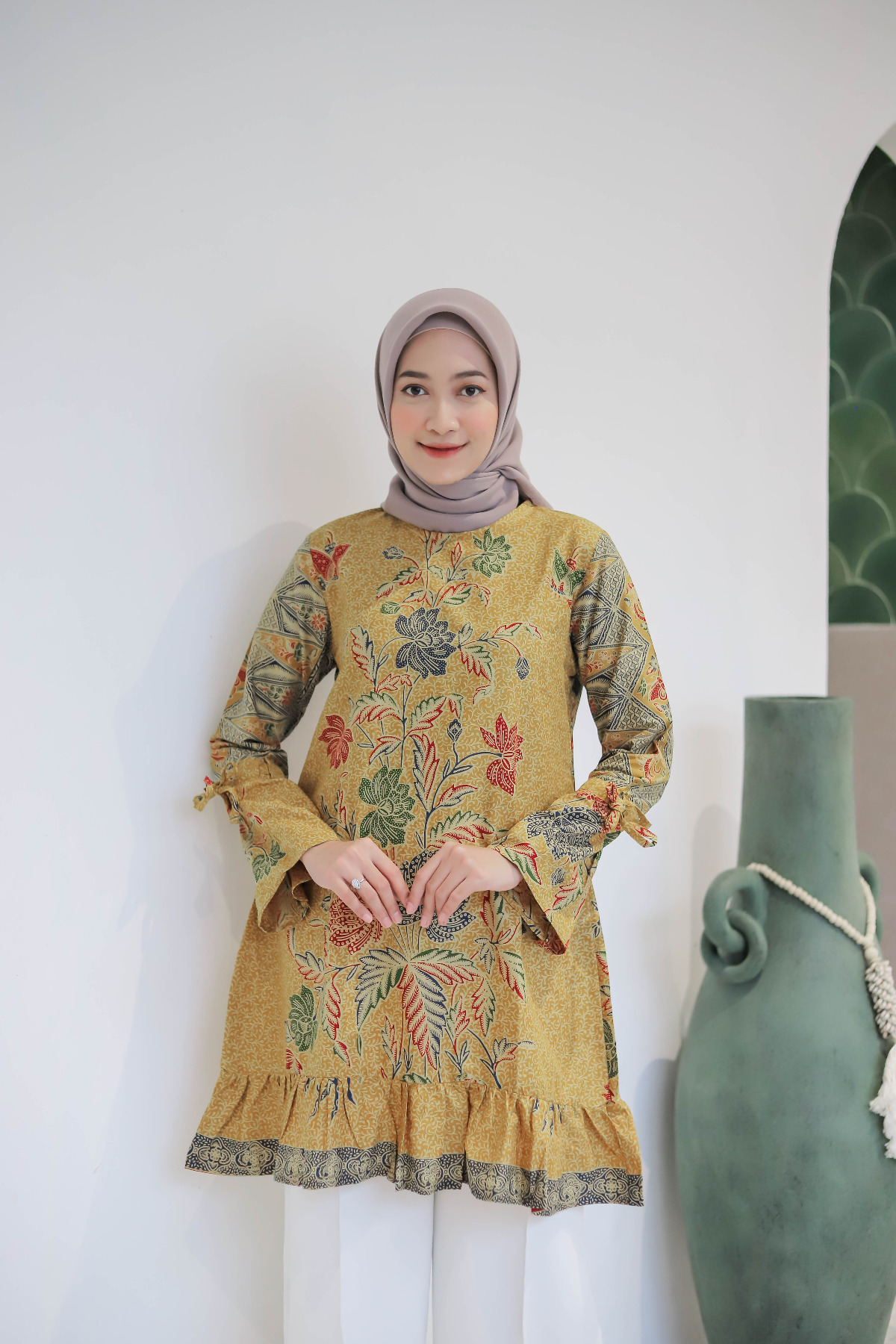 Haniyah Tunik Batik Muslim (Hand Made)